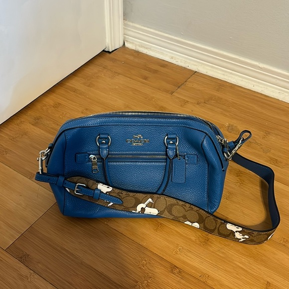 Coach | Bags | Coach Peanut Collab Crossbody Blue Bag With Snoopy Strap ...